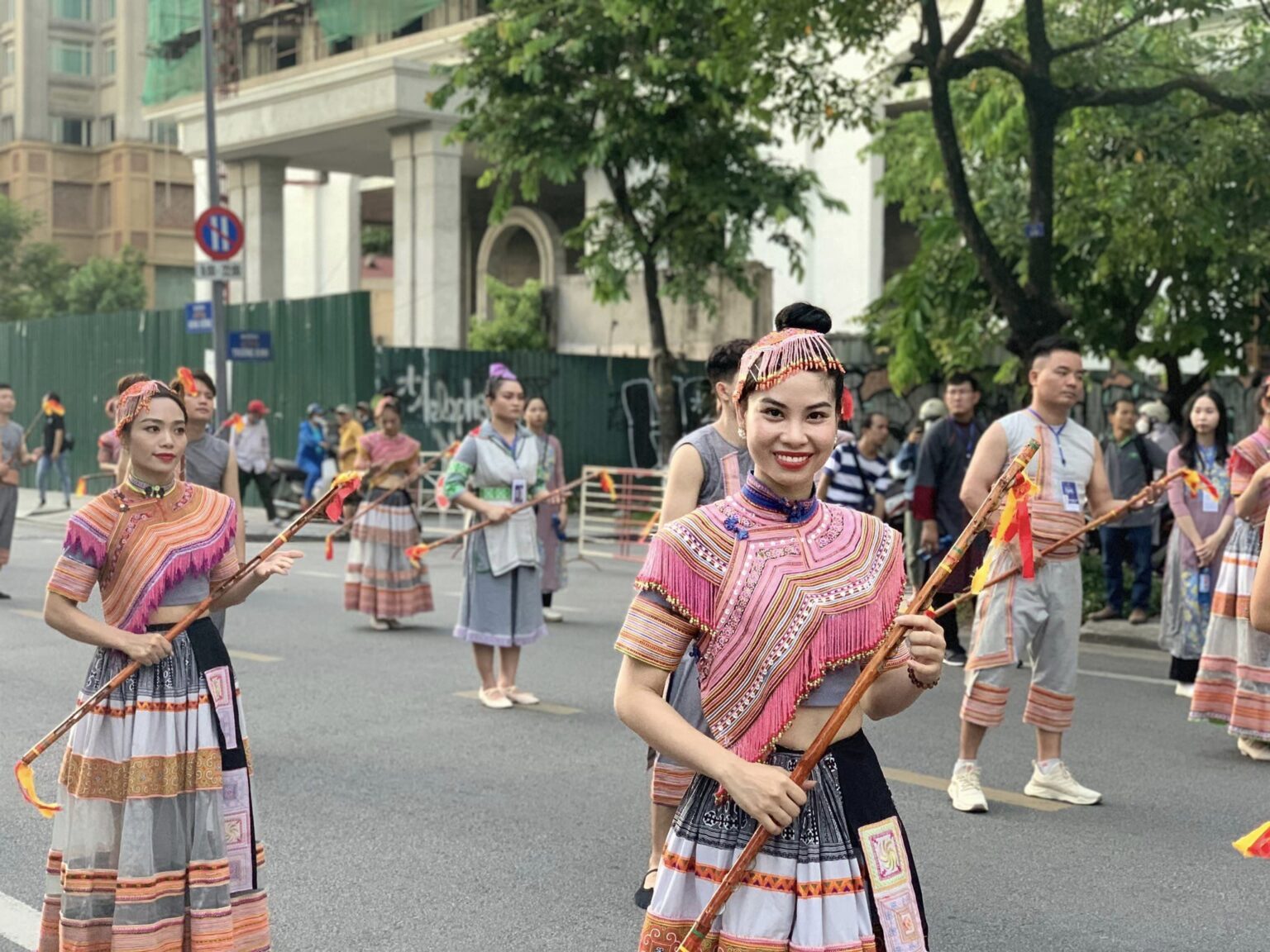 Traditional Musical Instrument Of Mong Ethnic In Sapa – Sapa
