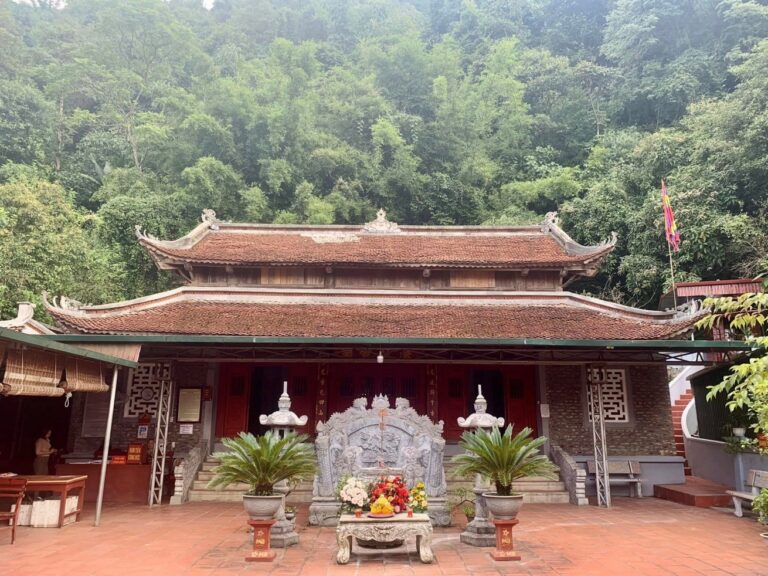 Half-day City Tour To Visit Sapa Town – Sapa